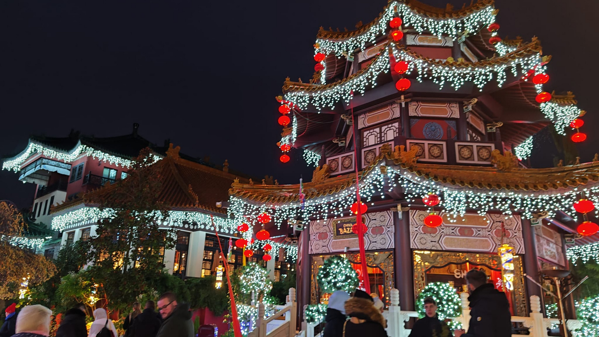 Belia Im Winter Wonderland Schalker Team Besucht „wintertraum Im Phantasialand